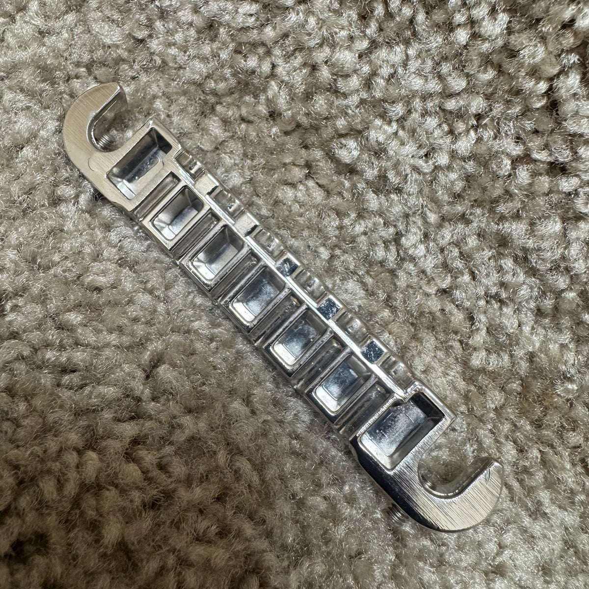 Compensated Gibson Style Wraparound Bridge – Mountain Music